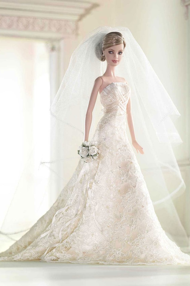 Görenleri Kıskançlıktan 40 Yerinden Çatlatacak Barbie'nin 40 Özel ...