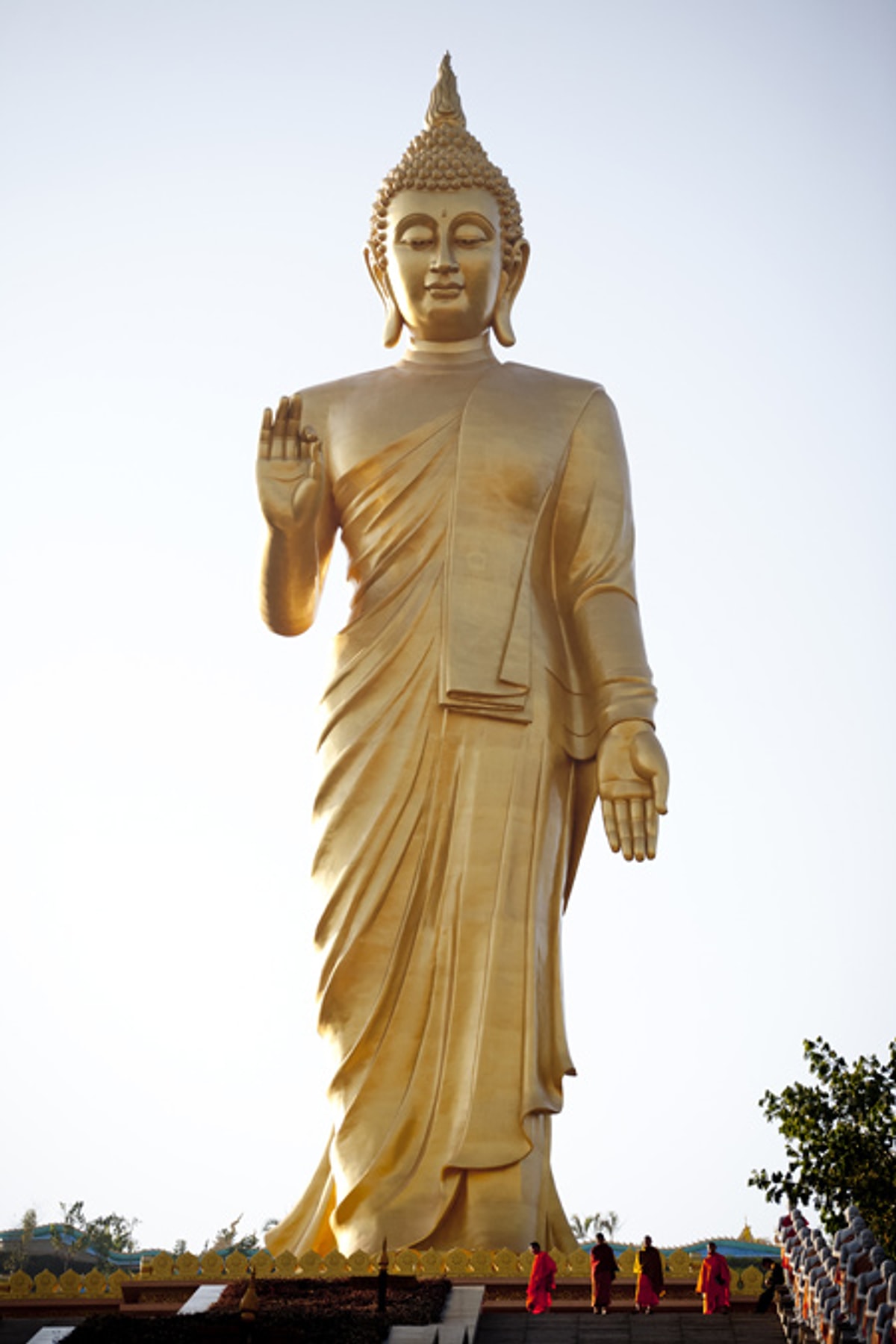 The Top 30 Tallest Statues In the World! - Onedio