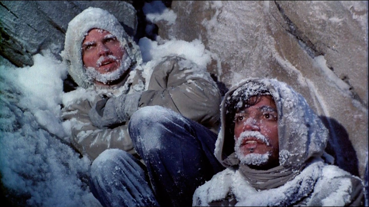 27 Inspiring Survival Movies To Make You Appreciate Life - Onedio