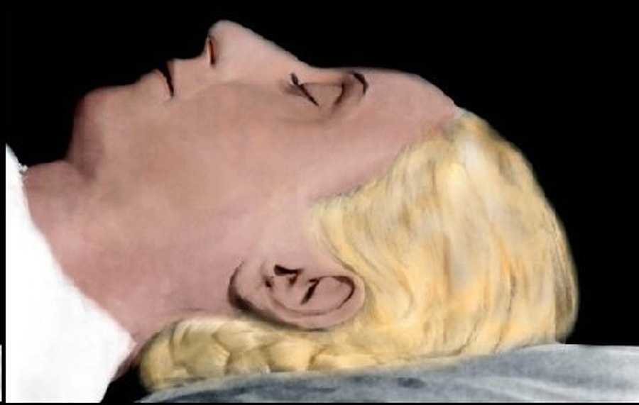 18 Unbelievably "Alive" Dead People With Amazingly Preserved Bodies ...