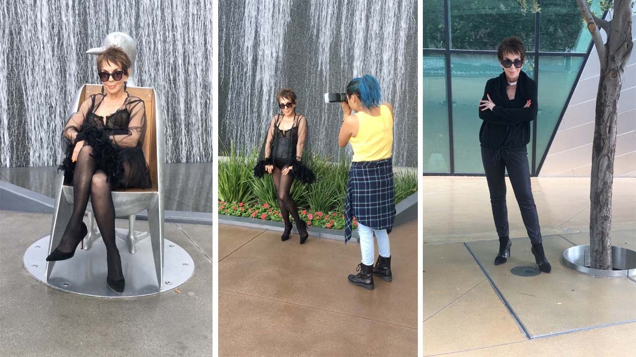 Playboy'un Eski Tavşanı 83 Yaşında En Yaşlı İç Çamaşırı Modeli Oldu ...