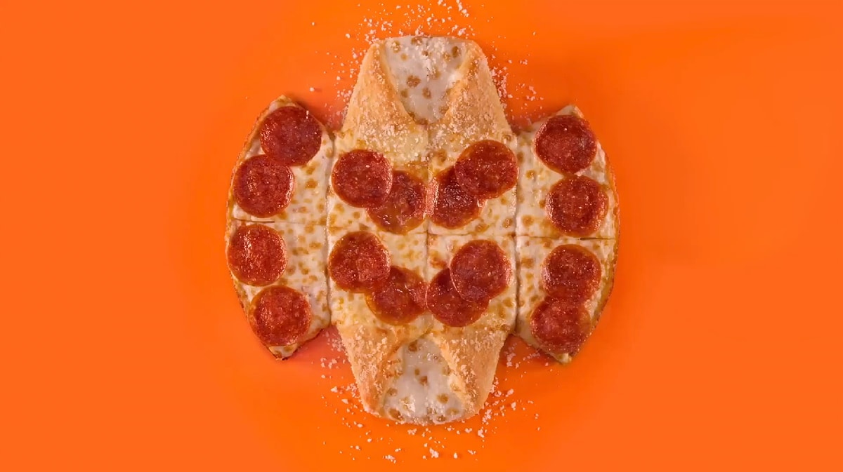 Little Caesars'ın Yeni Ürünü: Batman Pizza - Onedio