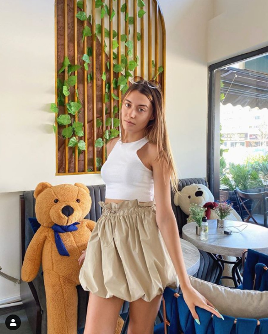 Aleyna Elibol Kimdir? Aleyna Elibol Kaç Yaşında, Hangi Dizilerde Rol ...