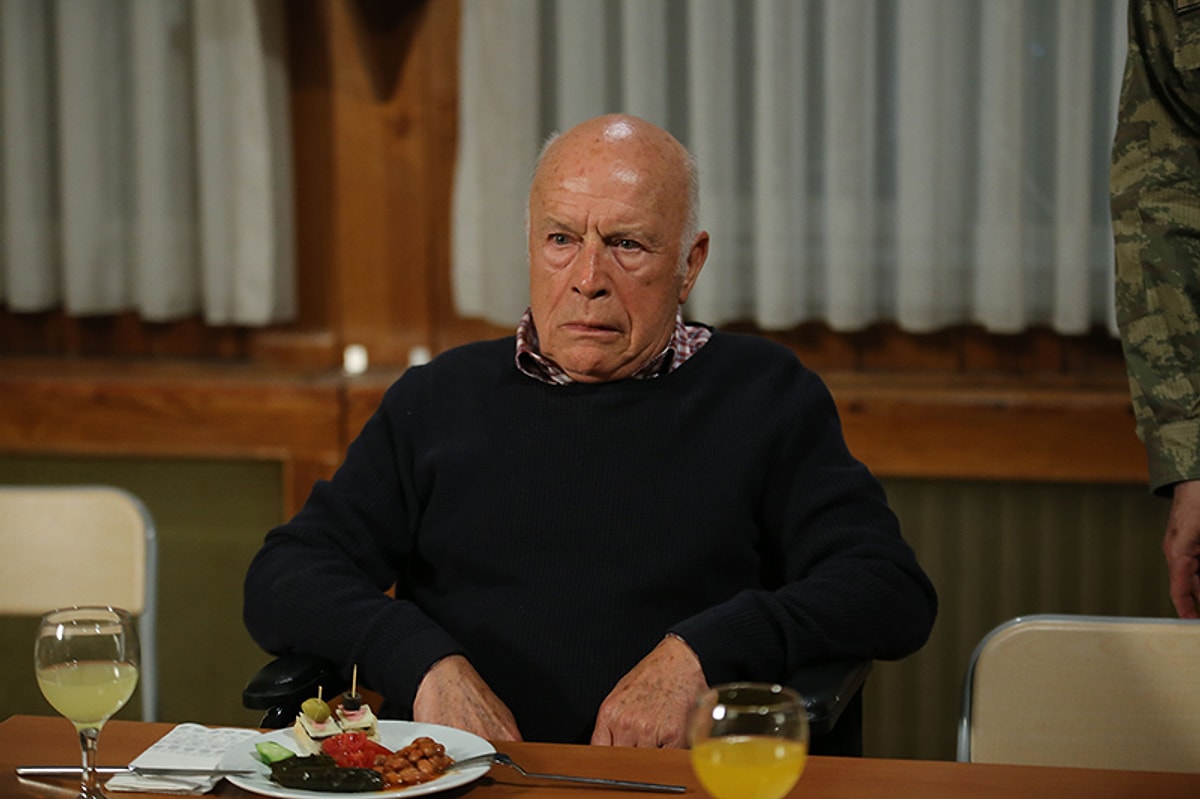 Alp Öyken Kimdir, Kaç Yaşında? Alp Öyken Nereli, Hangi Yapımlarda Yer ...