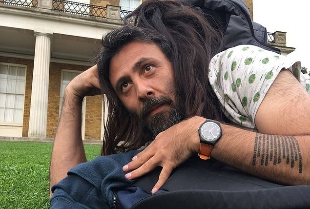 Gibi'nin Senaristi Aziz Kedi Kimdir, Kaç Yaşındadır, Gerçek Adı Ne ...