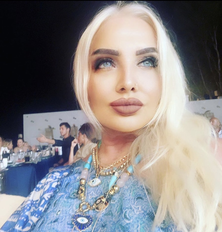 Sevim Emre'nin Gençlik Fotoğrafı Olay Oldu! - Onedio