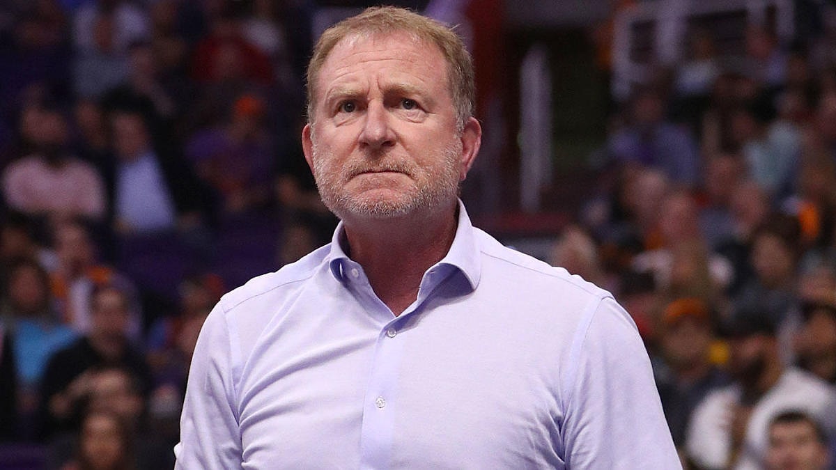 Phoenix Suns'ın Sahibi Robert Sarver, Irkçılık ve Kadın Düşmanlığından ...