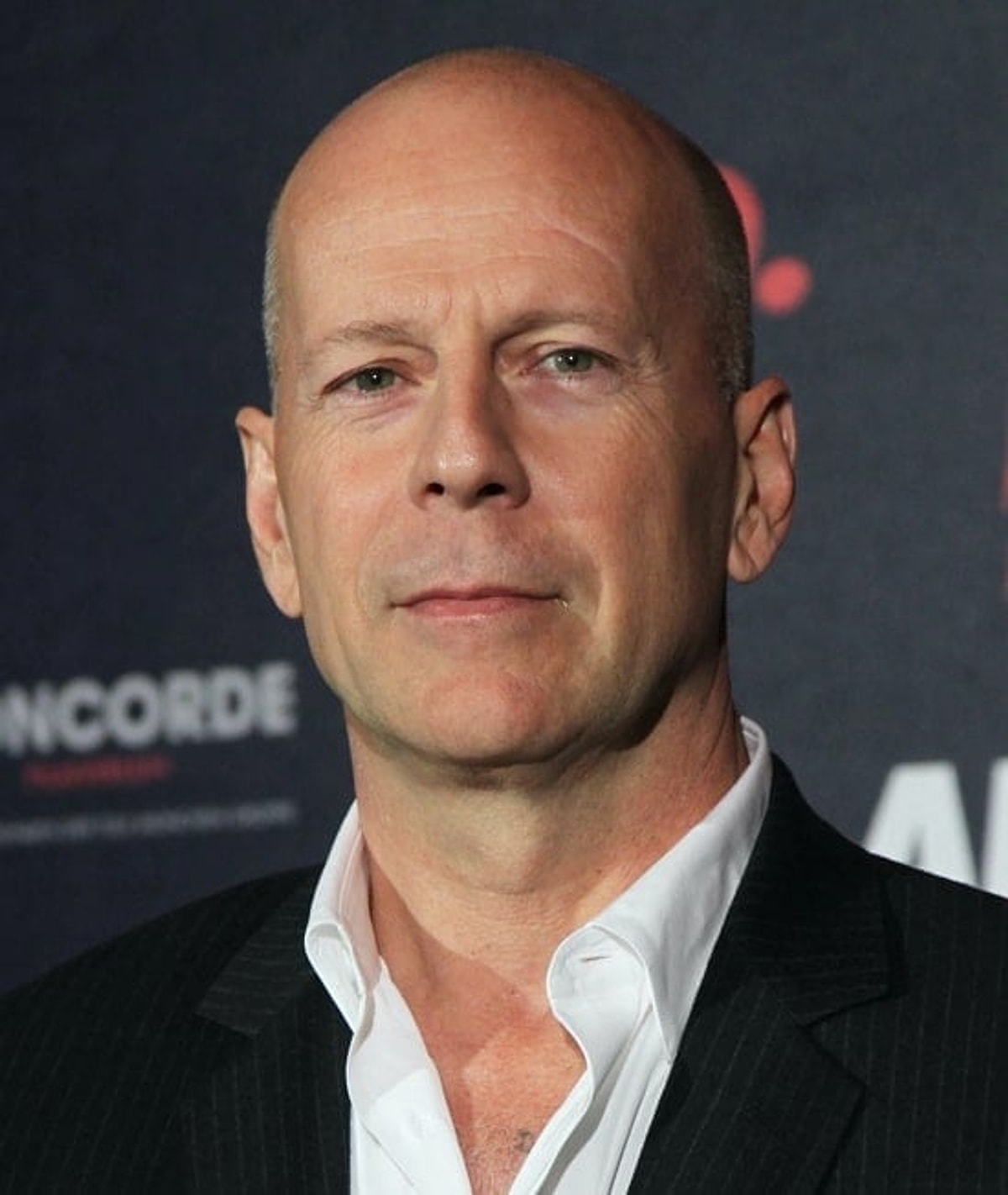 Bruce Willis Hastalığı: Durumu Kötüye mi Gidiyor? - Onedio