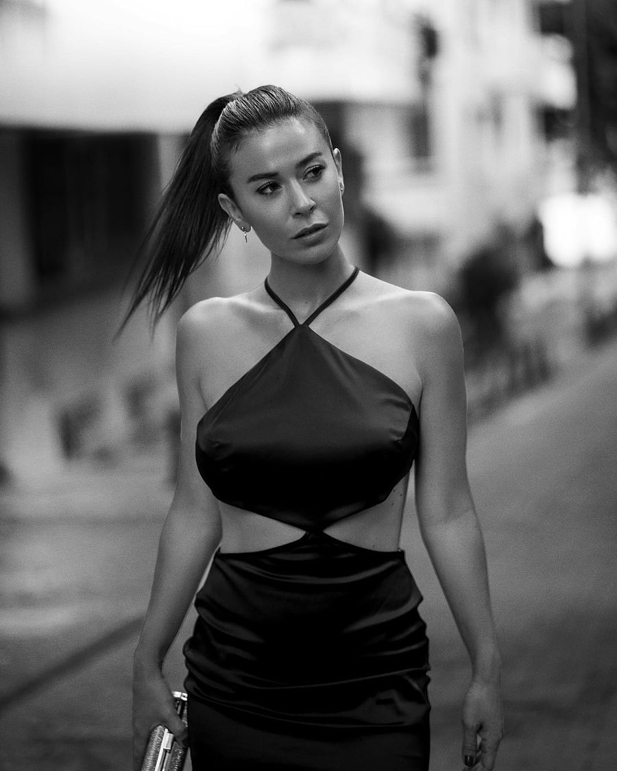 Artemis Sinem Karaman Kimdir? - Onedio