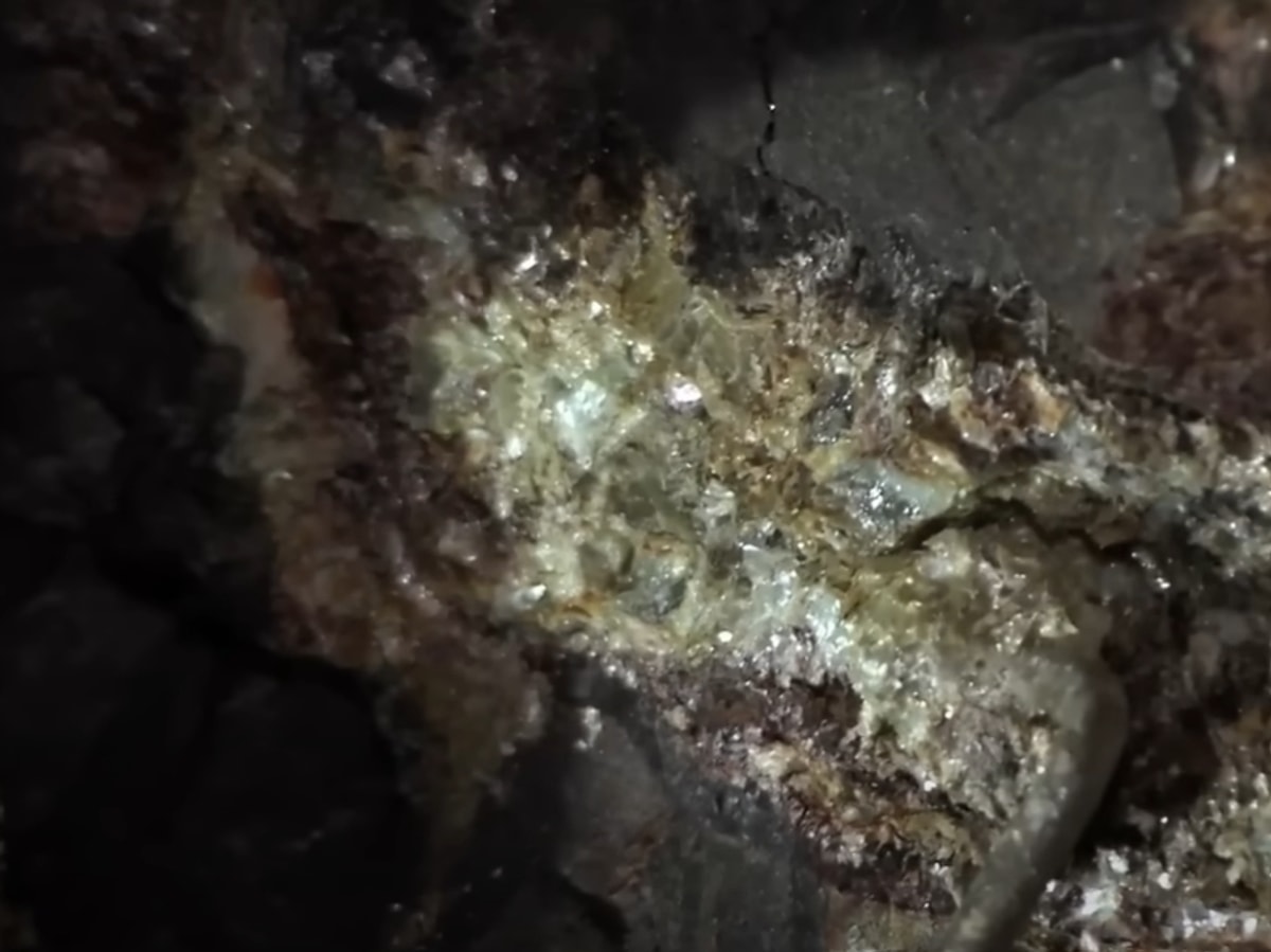 Elmas'tan On Bin Kat Daha Değerli Olan Taş Zarit - Onedio