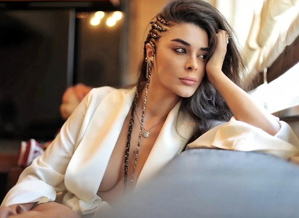 Şükrü Özyıldız ve Büşra Cebe'den Aşk Dolu Paylaşım - Onedio