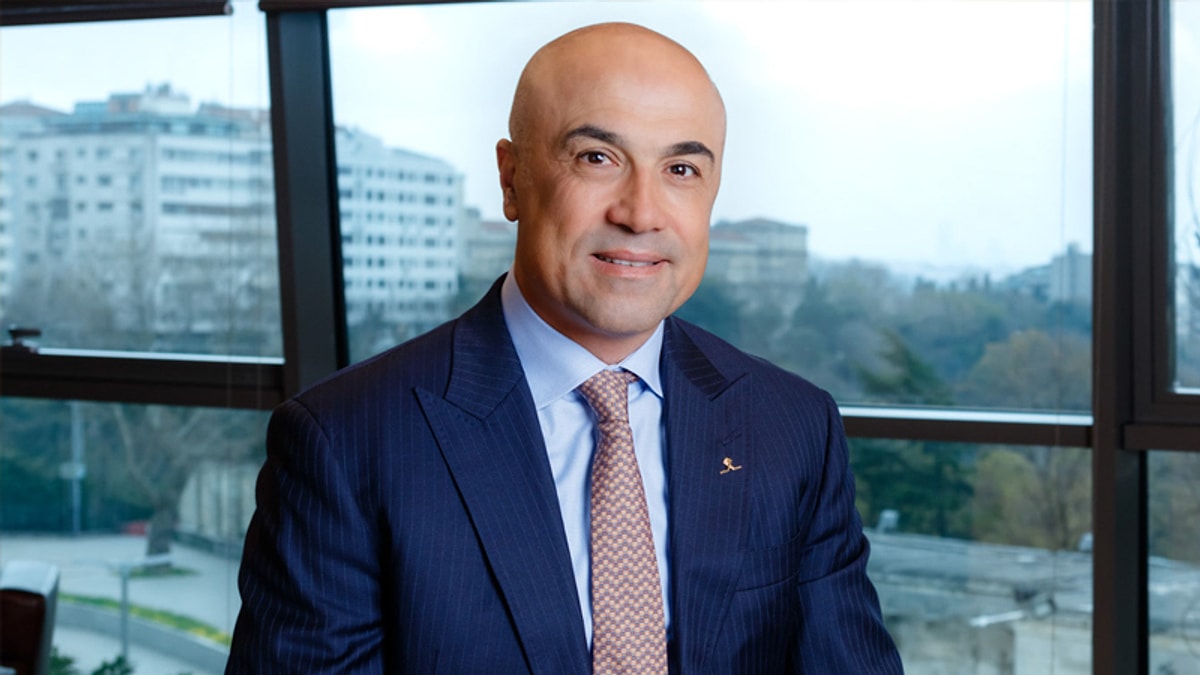 Fettah Tamince Kimdir, Kaç Yaşında, Nereli? Fettah Tamince Hangi Otelin ...