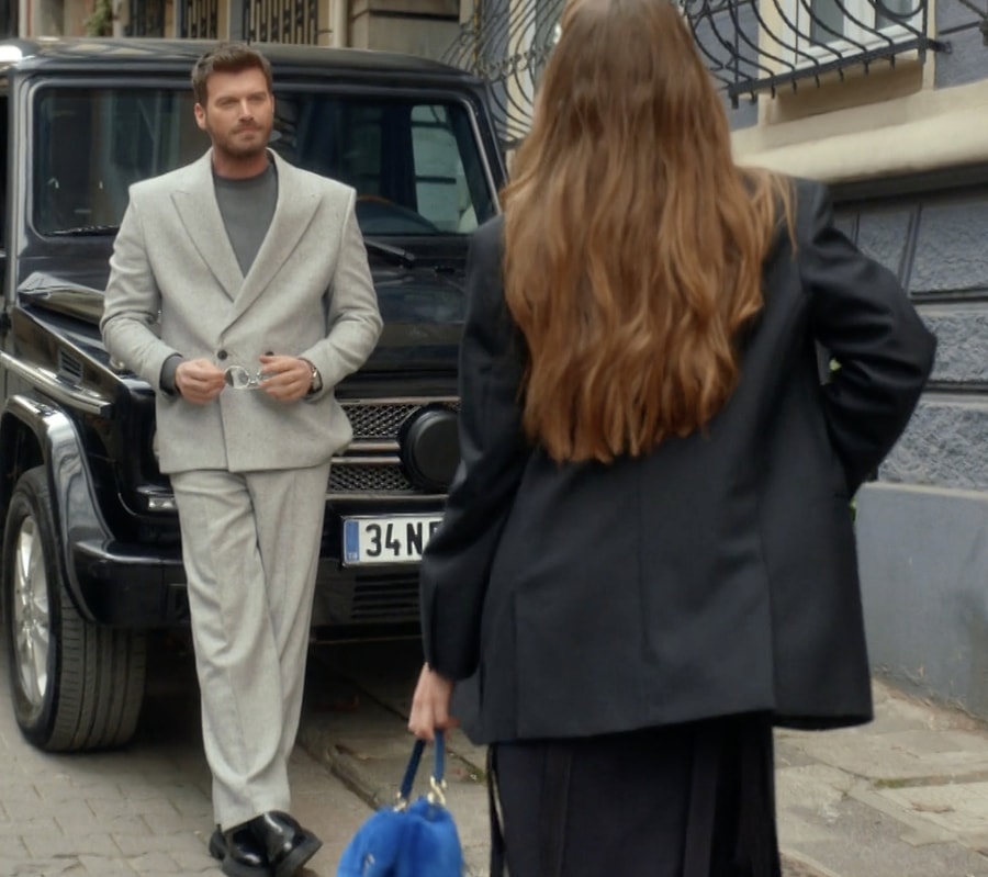 Aile Dizi Kıyafetleri - Onedio