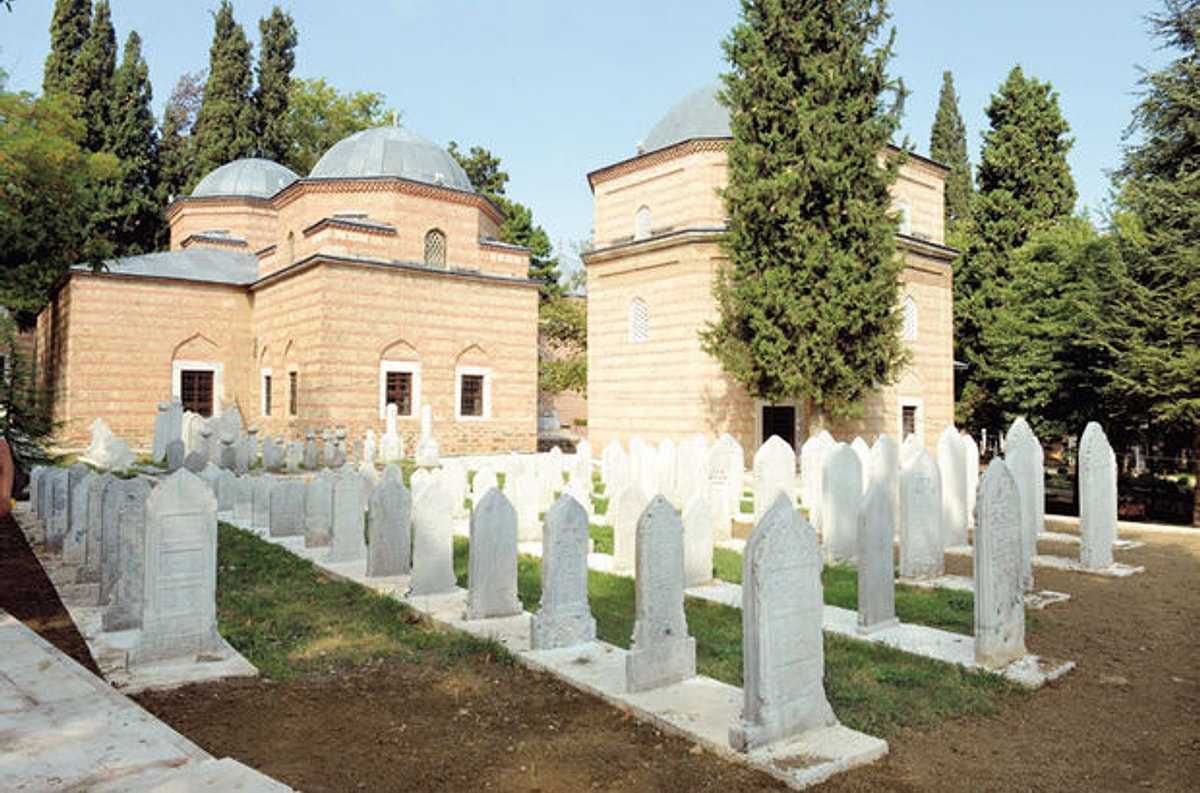 Şehzade Mustafa Türbesi: Bursa'da Osmanlı İzlerini Takip Edebileceğiniz ...
