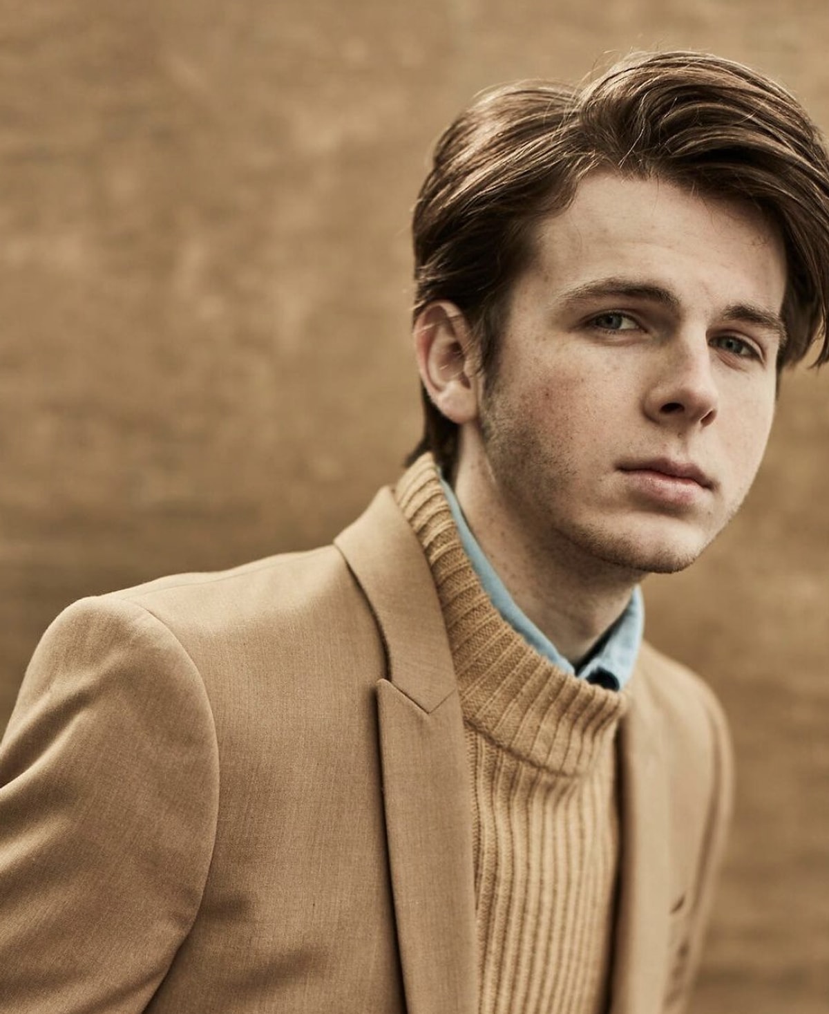 The Walking Dead Dizisinde 'Carl' Olarak Tanıdığımız Chandler Riggs'in ...