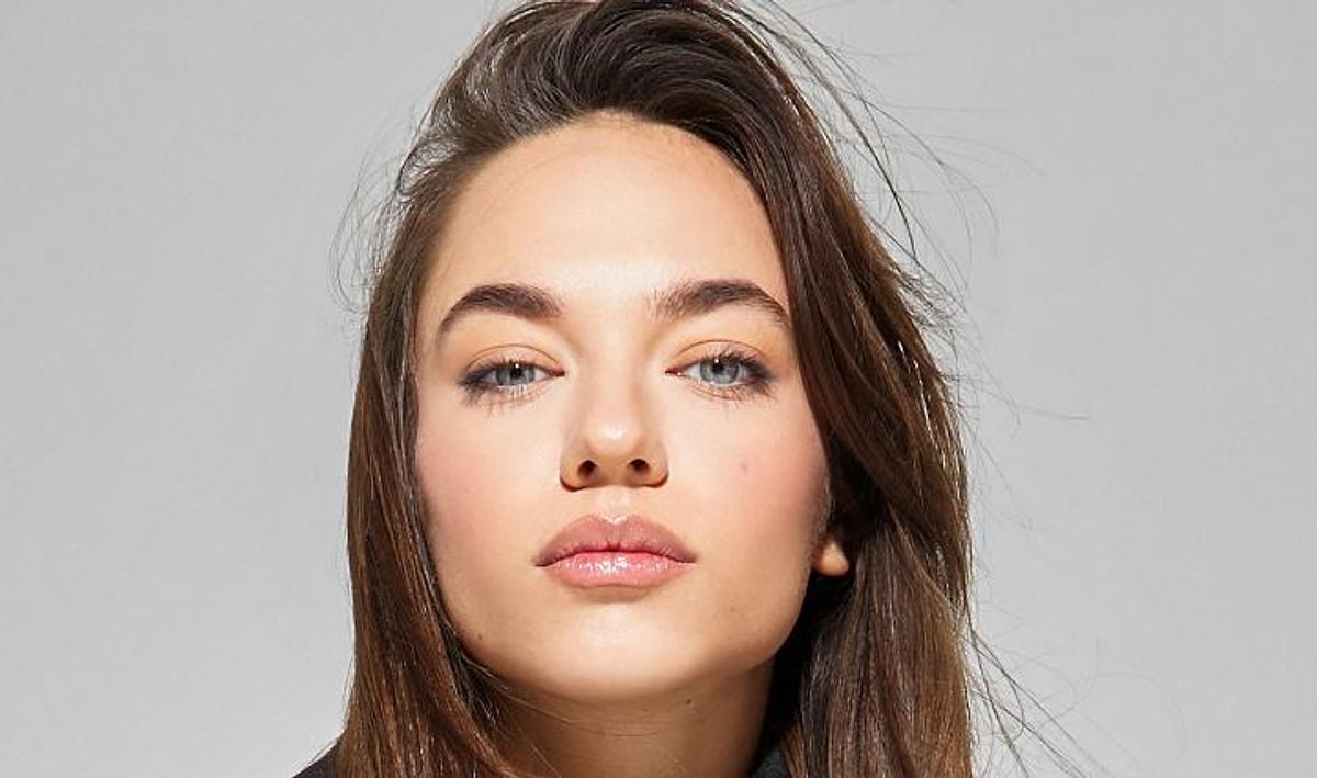 Eylül Tumbar: A Rising Turkish Actress Making Waves in the Industry ...