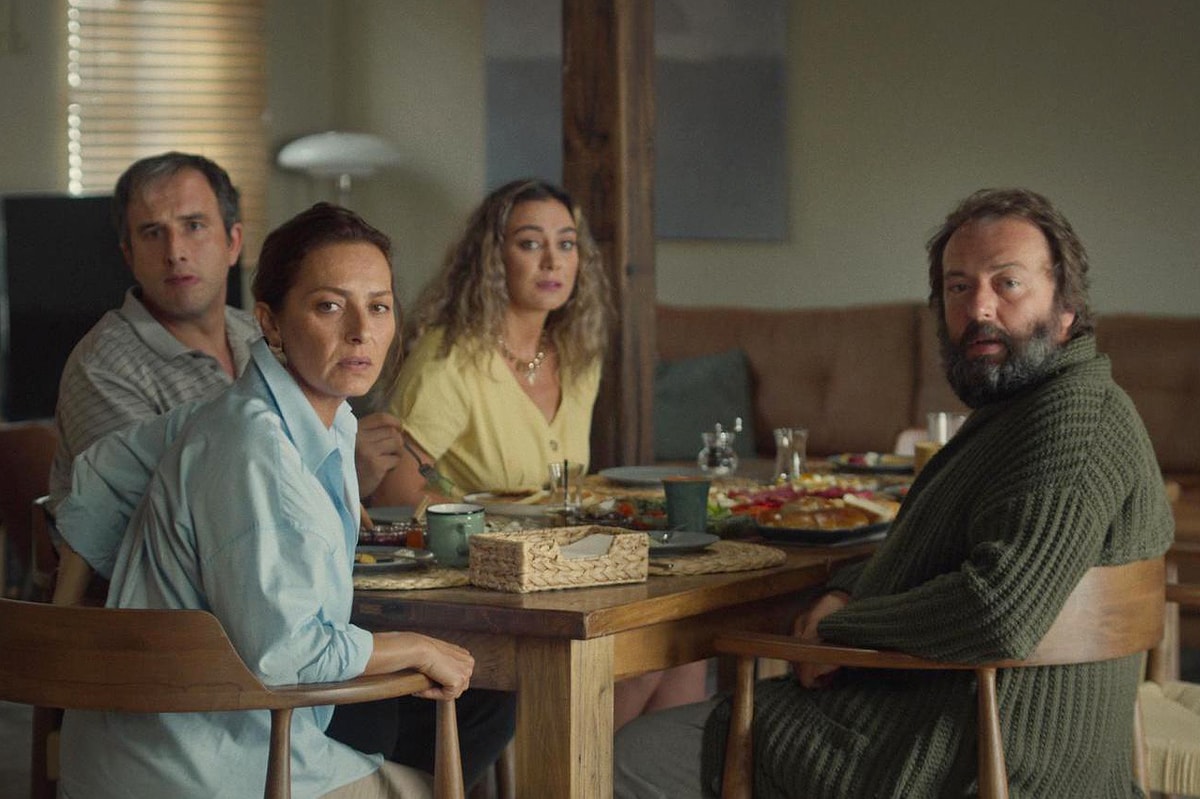 "Cici": A Captivating Tale of Family, Loss, and Rediscovery - Onedio