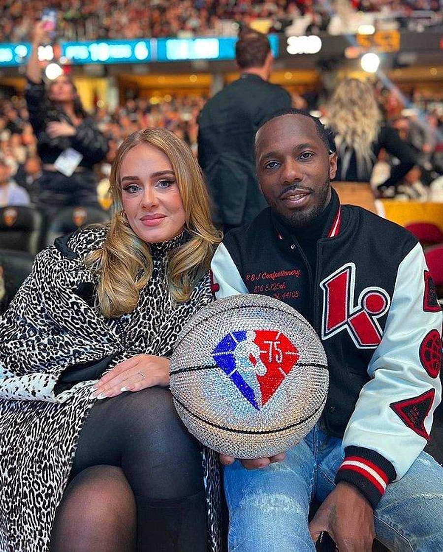 Adele Kimdir? Adele'in Kariyeri Hakkında Bilgiler - Onedio