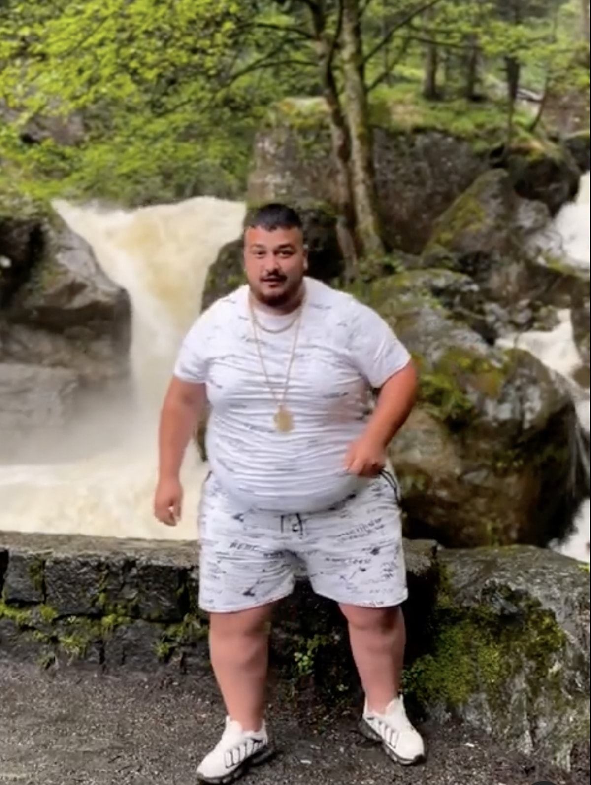 Yasin Cengiz: The Turkish Tummy Dancer and TikTok Sensation- Age ...