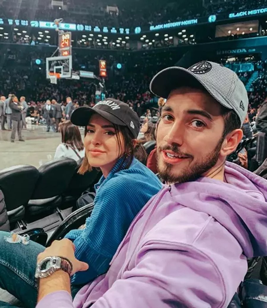 Eski Sevgililer Ahmet Aksöz ve Ala Tokel'in Medeniyet Kokan Buluşması ...