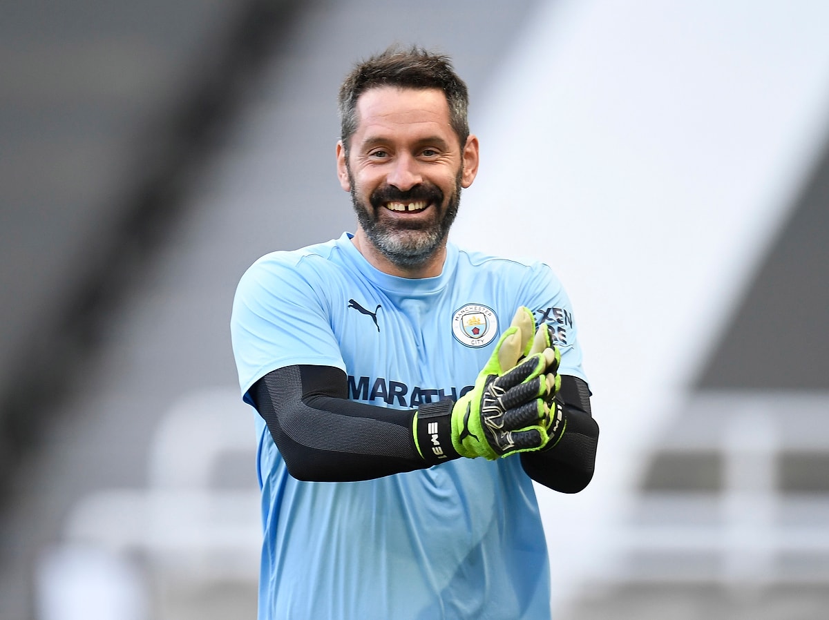 İşi Bileceksin İşe Gitmeyeceksin: İnanılmaz Kariyeriyle Manchester City ...