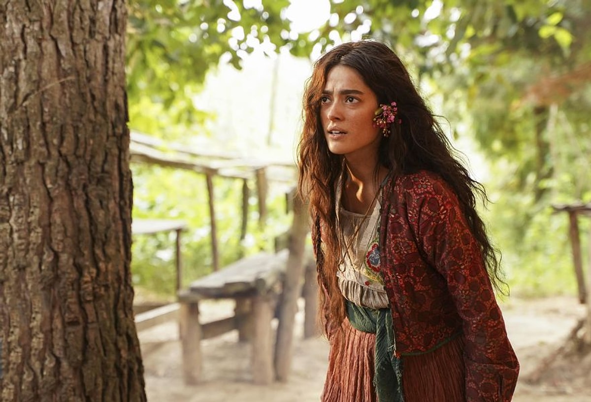 Simay Barlas: Turkey's Rising Star - Onedio