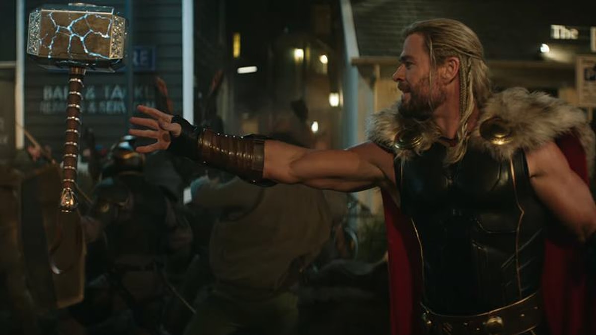 "Thor 4 Beğenmeyen Çizgi Roman Okusun" - Onedio
