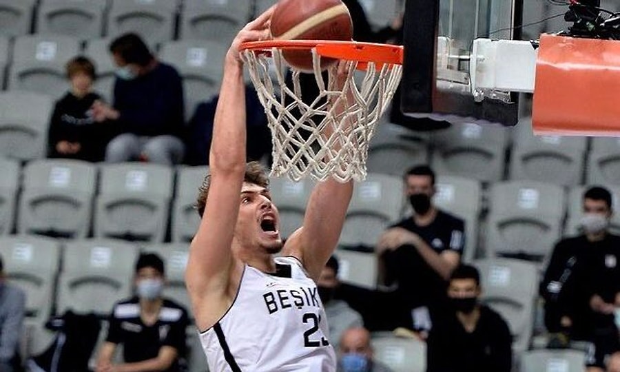 NBA'yi Kasıp Kavuran Alperen Şengün'ün Giresun'dan Teksas'a Uzanan İlham Verici Hikayesi - Onedio