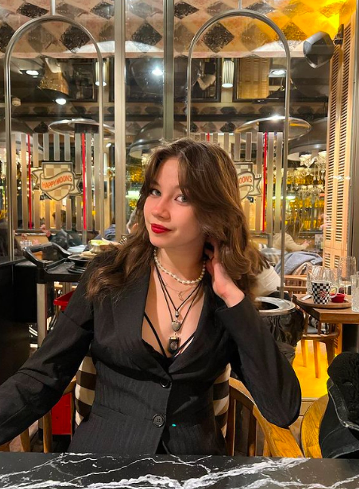 'Bahar'ın Oyuncularından Alisa Sezen'i Tanıyalım - Onedio