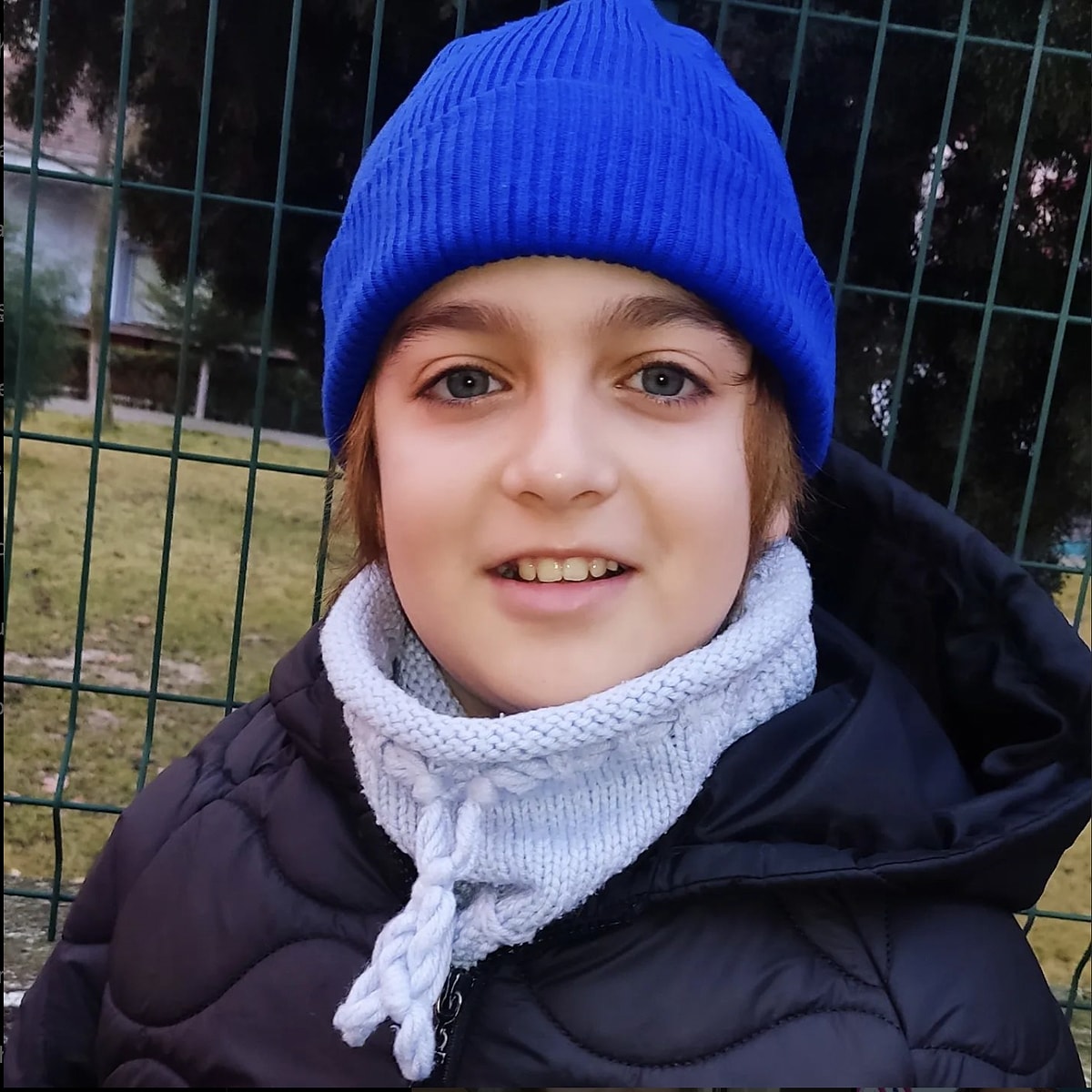 Kuvvetli Bir Alkış'ın Küçük Metin'i Rezdar Taştan'ın Gerçek Annesi ...