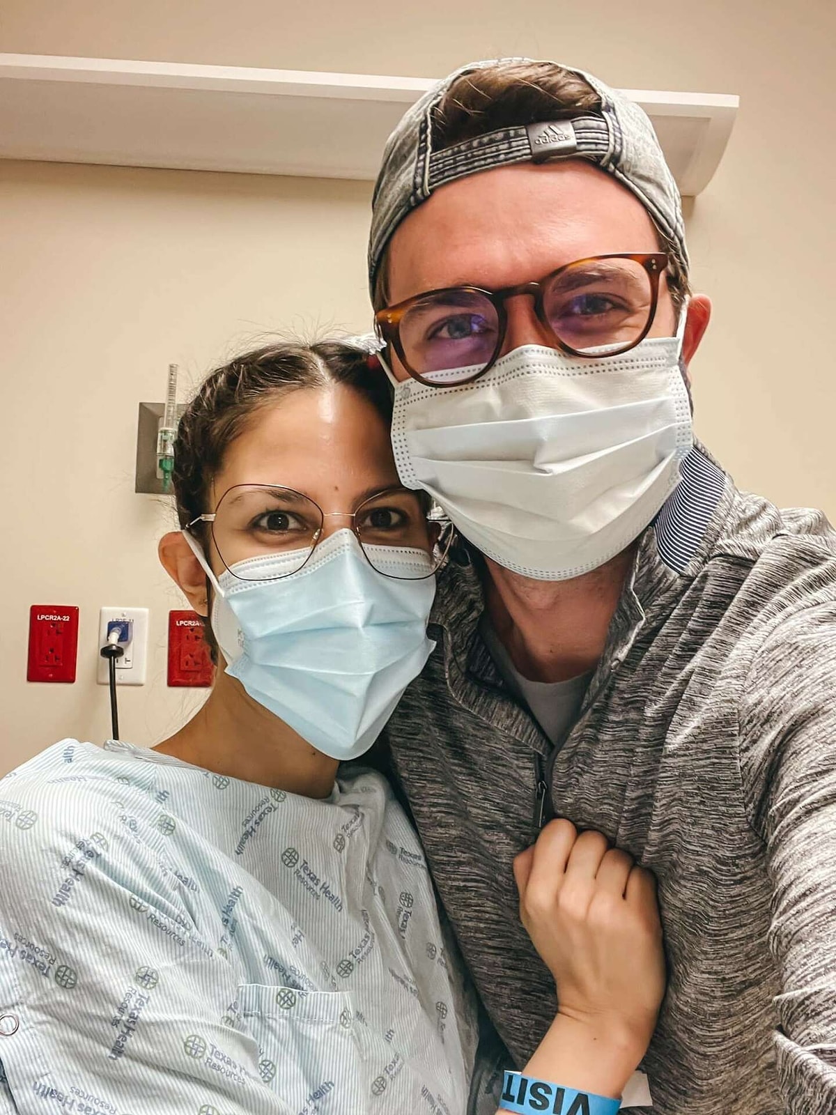 Migren Tedavisi İçin Botoks Yaptıran Kadının Hayatı Tepetaklak Oldu ...