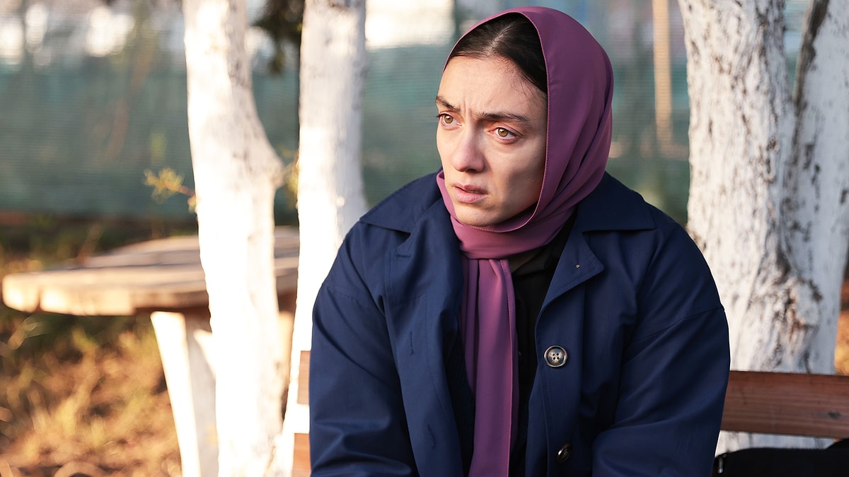 Merve Dizdar 17 Yaşından Bir Fotoğraf Paylaştı: O Zamandan Belliymiş ...