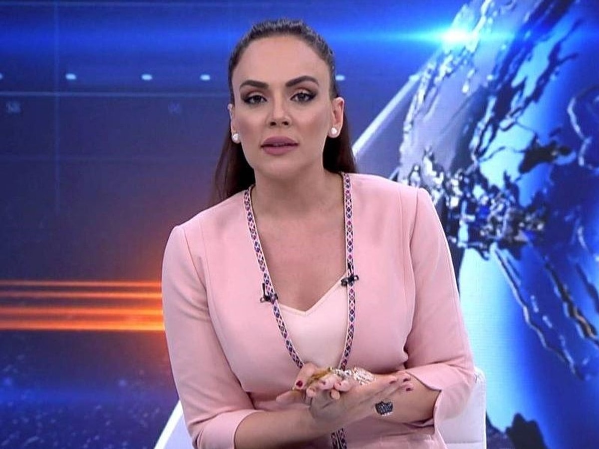 Buket Aydın Kimdir? Sunucu Buket Aydın'ın Kariyer Hayatı - Onedio