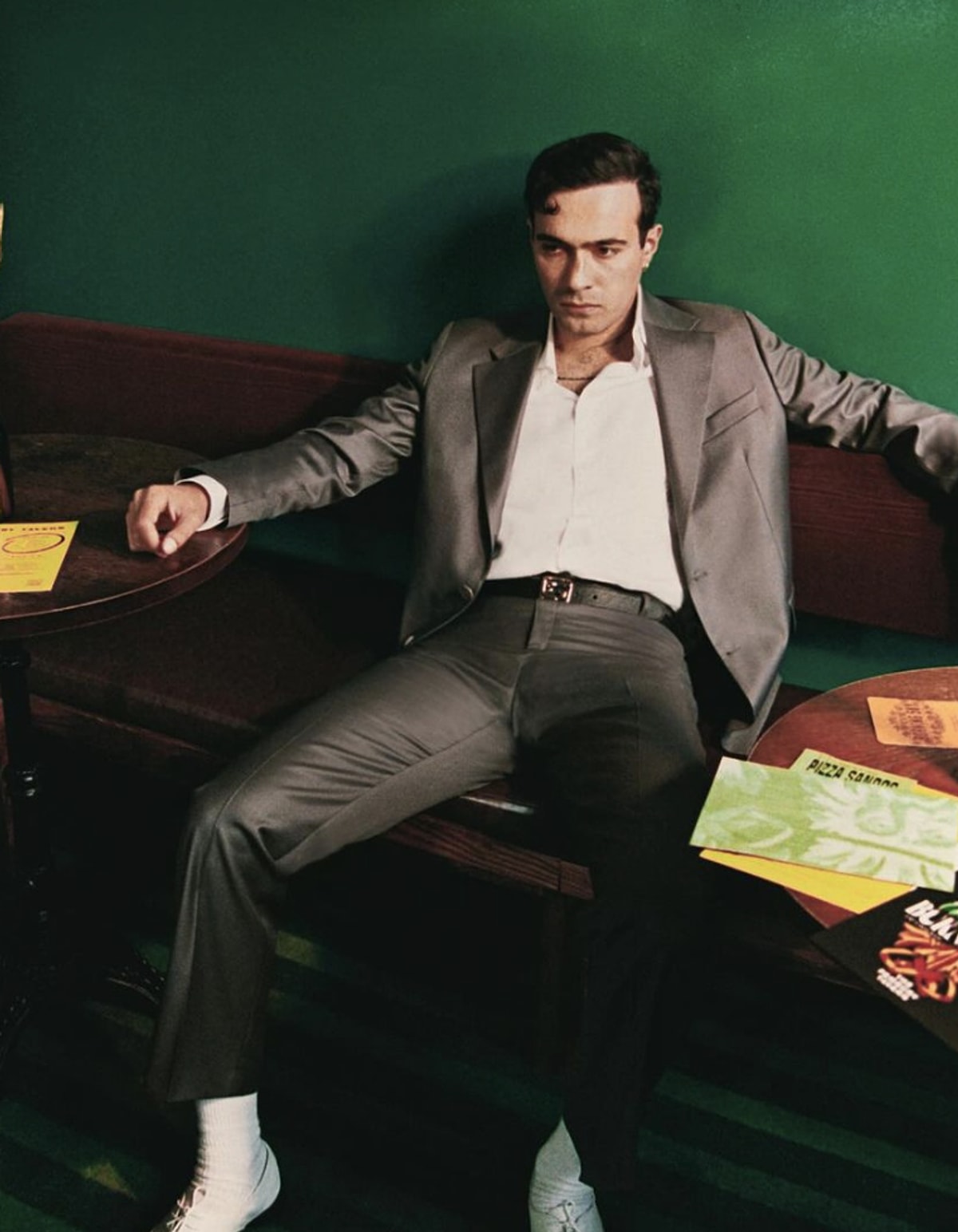 Mert Demir'in Araya Rihanna'yı Katıp Serenay Sarıkaya'ya Olan Aşkını İtiraf Etmesi Romantiklikte ...