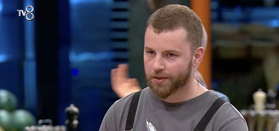 MasterChef'te Mehmet Şef'i Sonunda Cinlendirdiler! Alper'i Israrı ...