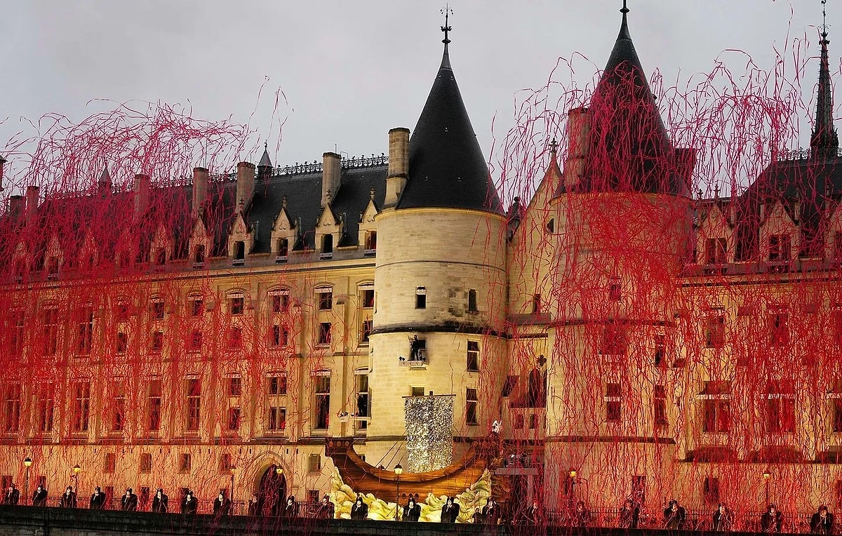 Paris 2024 Olympics Controversial Opening Revives a 10-Year-Old Game ...