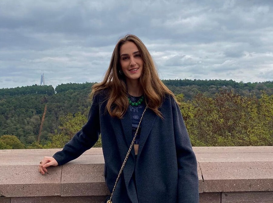 İdil Bilgen Kimdir, Kaç Yaşında Nereli, Mesleği Ne - Onedio