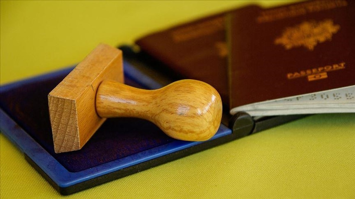 İtalya ile Eğitim Vizesi Krizi: Öğrenci Vize Başvuruları Durduruldu - Onedio