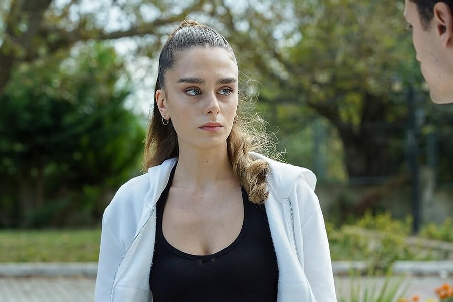 Yabani Oyuncusu NOW'ın Sakıncalı Dizisinde - Onedio