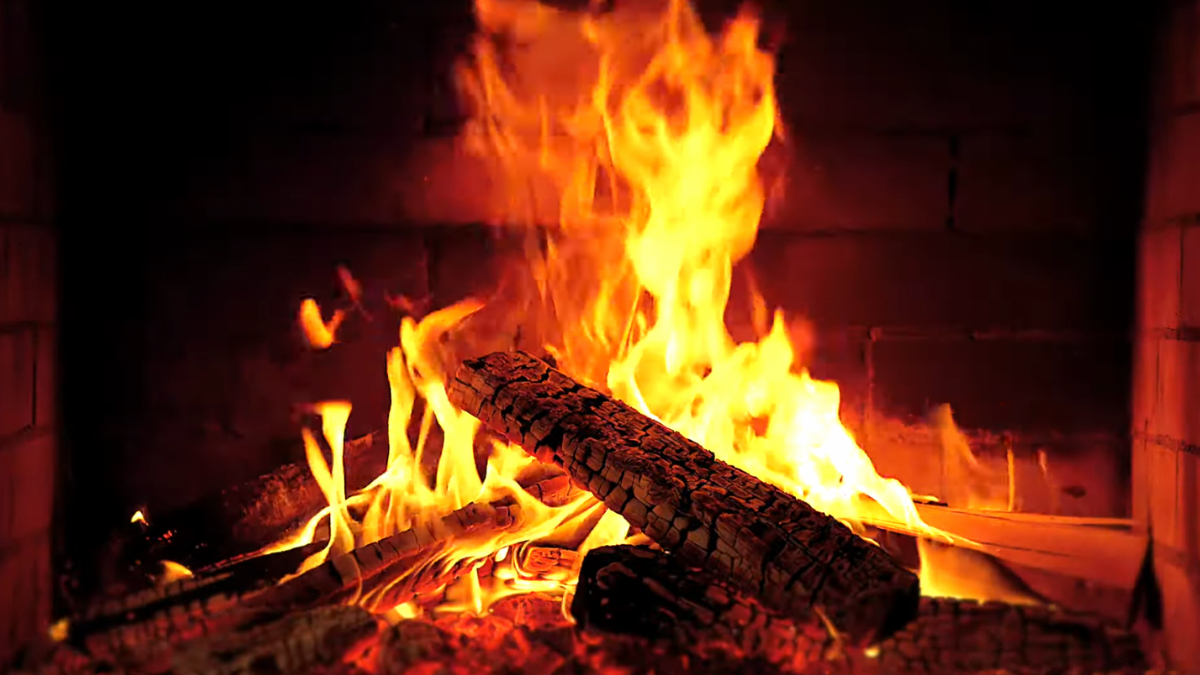 YouTube Fireplace Video - Onedio
